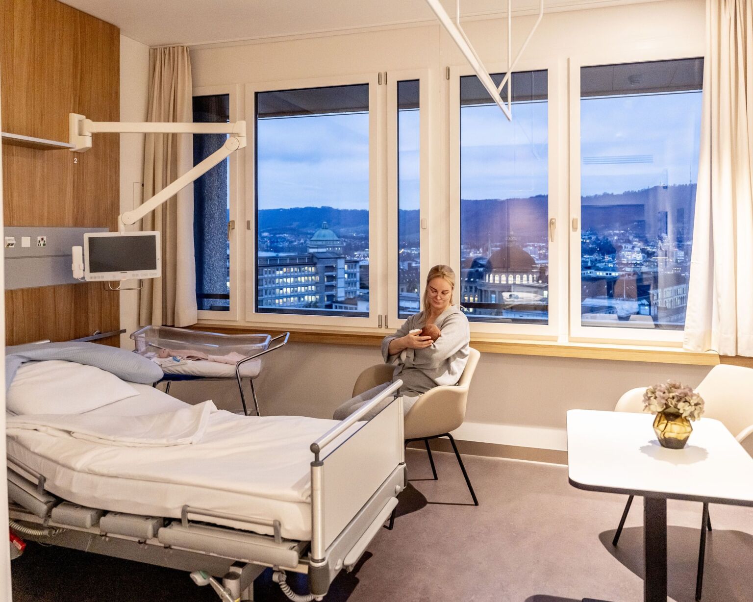 Prepared to become a family: new ward at the department of obstetrics – USZ